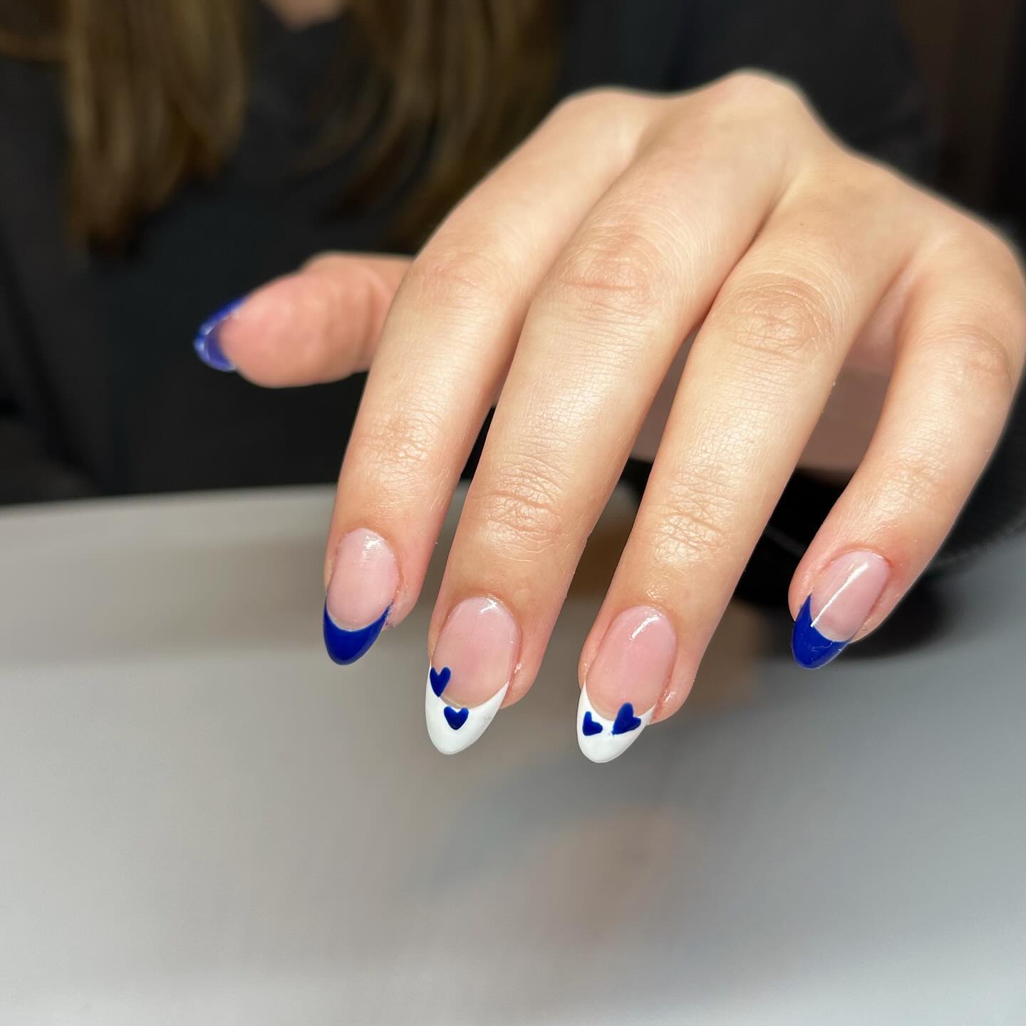 24 Hermosas Ideas De Diseños De Uñas Azules Para Este 2024!! - DECORAMANO