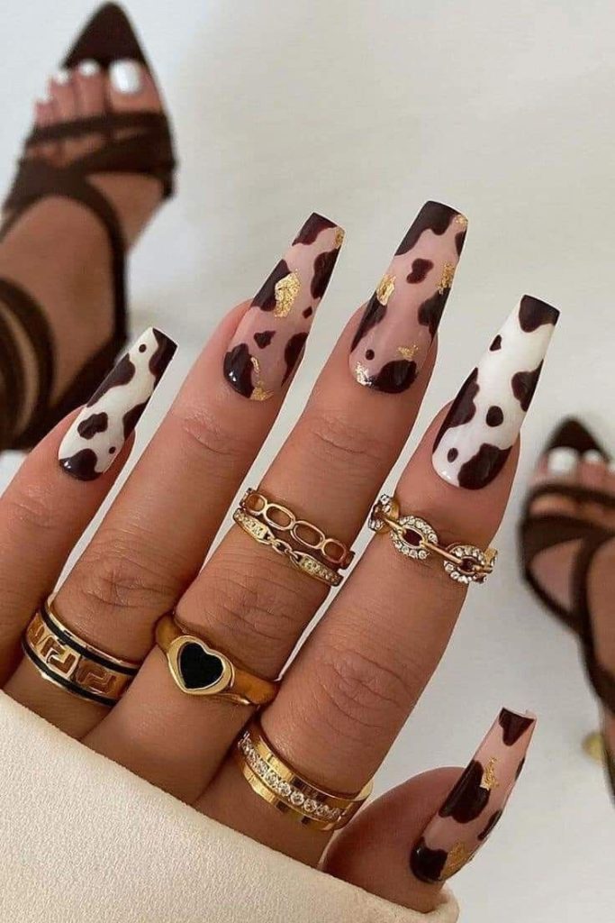 ¡Descubre los 6 Diseños De Uñas Estampado De Vaca ¡Que Están En ...